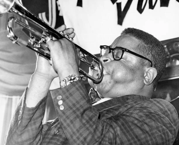 DIZZY GILLESPIE OLD Photo Music Band Singer Performer 14 EUR 6,64 ...