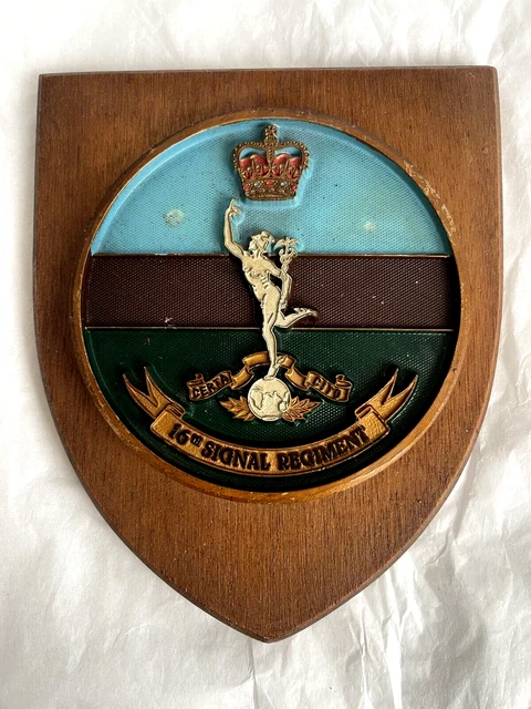 VINTAGE 16TH SIGNALS Regiment Wooden Crest /Plaque /Wall Shield £5.92 ...