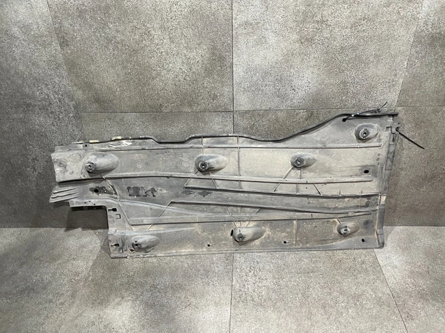 VW GOLF 7 VII 5 Türig Unterbodenschutz links 5Q0825202 EUR 39,19 ...