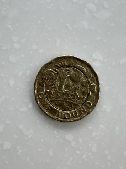 EXTREMELY RARE MULE-ERROR + Defect £1 UK Coin (Collectible/Non-Graded ...