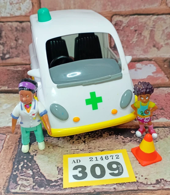 FIREMAN SAM AMBULANCE Vehicle, Nurse Flood & Mandy Flood Figure Toys ...