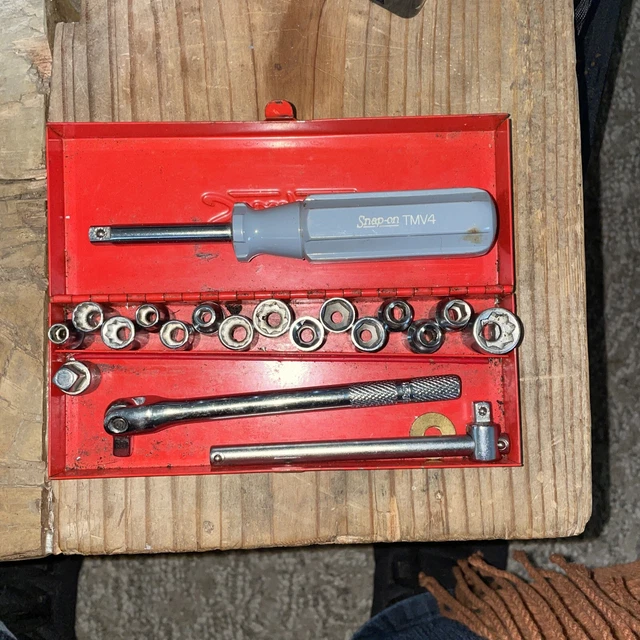 VINTAGE SNAP-ON TOOL Box Case w/ Driver and Sockets TMV4 1968? $50.00 ...