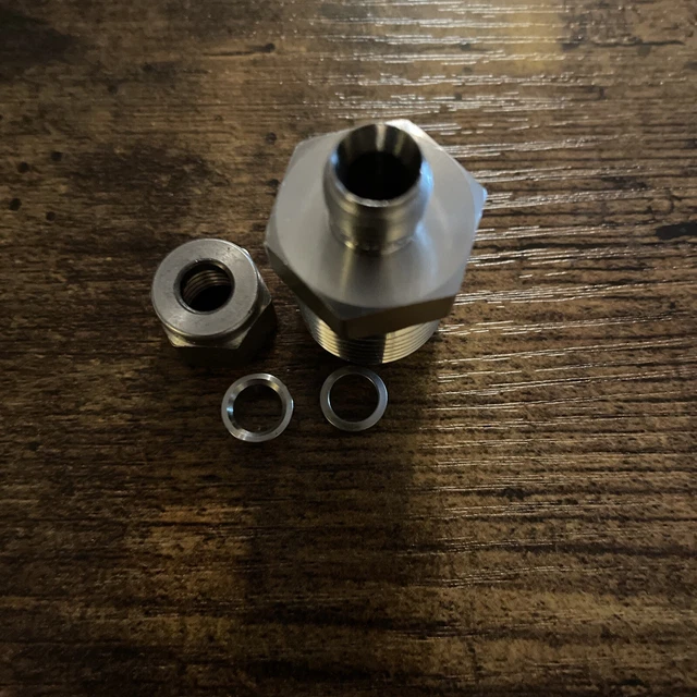 1 Swagelok Bored Through Male Connector 1 4 In X 1 2 In Male Npt Ss