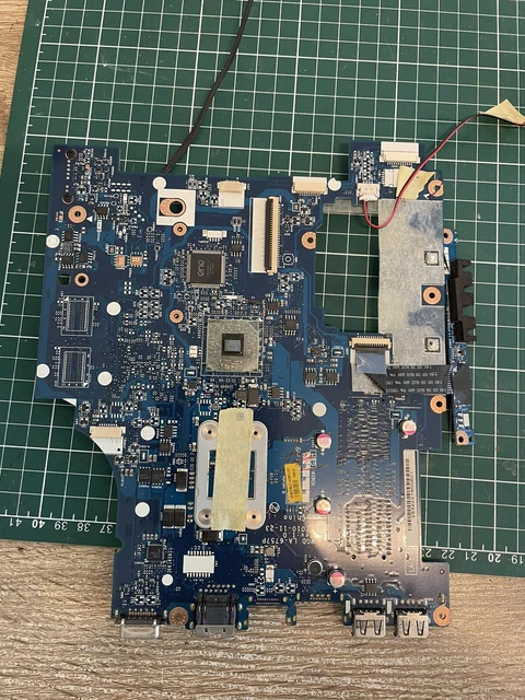 LENOVO G575 LAPTOP Motherboard main board PAWGD LA-6757P AMD C-50 CPU £ ...