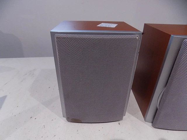 GENERIC BOOKSHELF SPEAKERS 4 Ohms 5W 20cm High UNTESTED Sold as SPARES ...