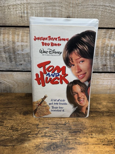 TOM AND HUCK VHS 1996 Disney Clamshell Brad Renfro JTT $4.99 - PicClick CA