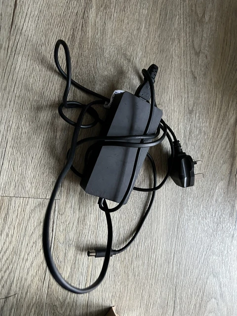 MICROSOFT SURFACE DOCK Model 1749 Power Supply AC Adapter 90W 15V £14. ...