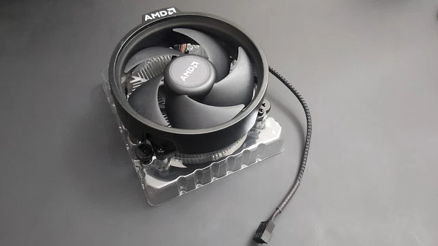 AMD RYZEN 5 5600X Wraith Stealth Cooler 4-Pin Fan Connector $20.00 ...