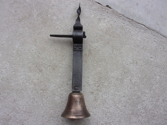 CLOCHE DE JARDIN en bronze DUBOIS Robert AU PUY 18 ème 19 ème EUR 15,00 ...