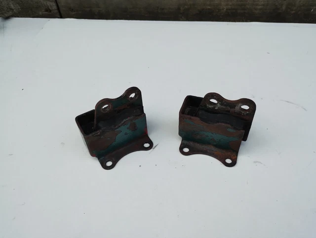 FORD ANGLIA 105E pre crossflow engine mountings £34.99 - PicClick UK