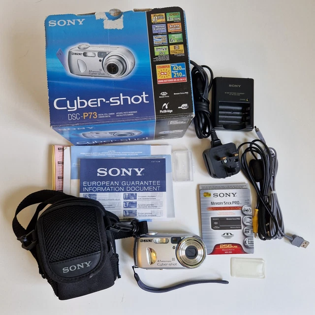FOTOCAMERA DIGITALE SONY Cybershot DSC P73 4,1 MEGAPIXEL in scatola con ...