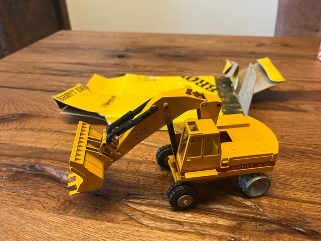 BROYT X 50 NZG Bagger NZG Nr 230 in OVP unbespielt Rarität EUR 100,00 ...