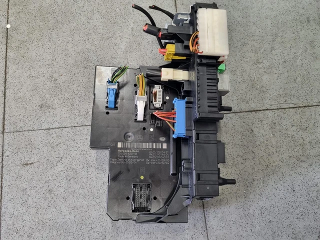 MERCEDES E CLASS Ecu Rear Sam Module, C207/A207, 07/09-05/16 Rear Sam ...