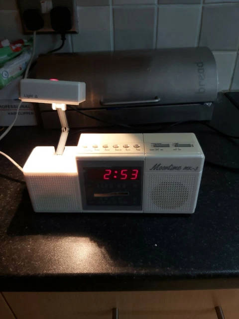 VINTAGE 1984 BINATONE Moontime mk-3 Clock Radio with Built in Light ...