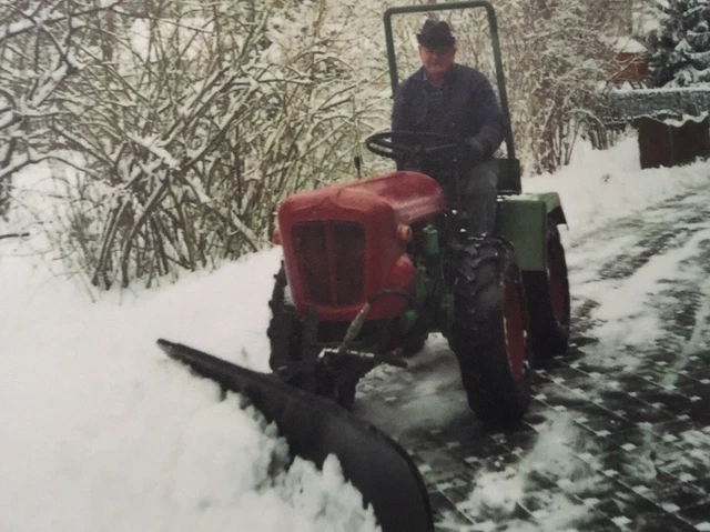 SCHMALSPURTRAKTOR &NIBBI& ALLRAD Knicklenker Weinbergtraktor ...