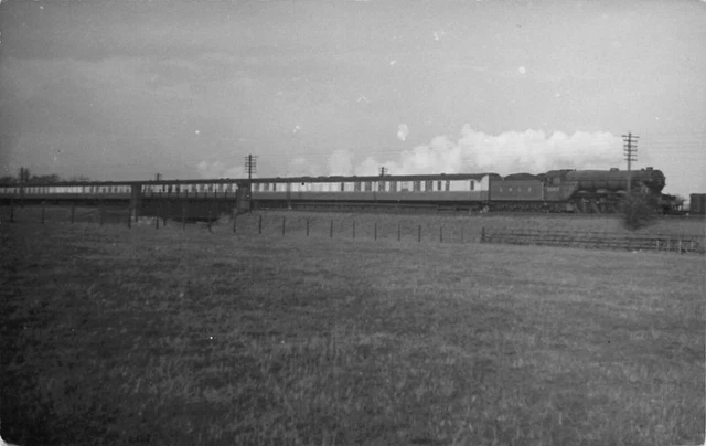 PHOTOGRAPH LNER 2570 Steam Locomotive NBLC Glasgow (GCR/LNER/BR) 6x4 £4 ...