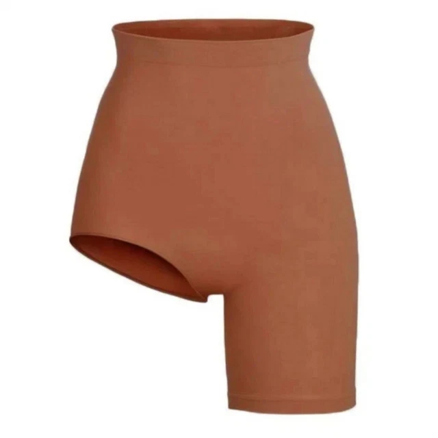 SKIMS SEAMLESS SCULPT Solution Short Right Leg Exposed Small £28.48 ...