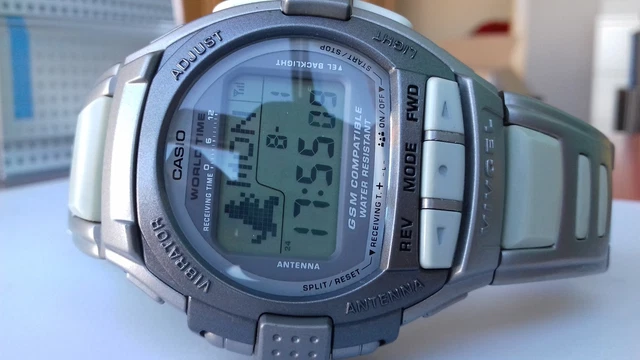 CASIO VINTAGE COLLECTION Vcl-110C-7 WHITE SHARK Vivcel Gsm WATCH RARE ...