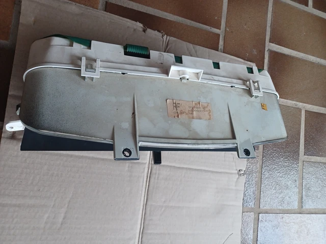 HOLDEN VR VS V6 instrument cluster with tacho Low 184,914kms $160.00 ...