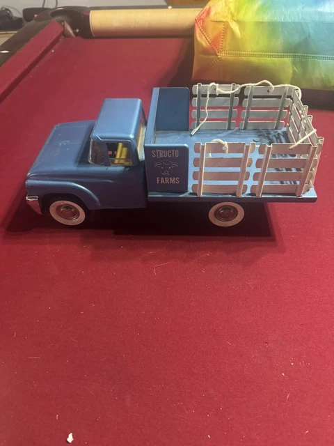 * 1960S STRUCTO PRESSED STEEL TOY BLUE 14 1/2" TOY FARM STAKE TRUCK ...