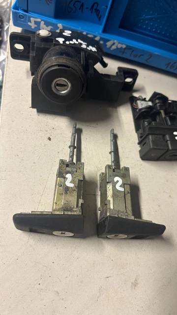 KEY SET IGNITION Lock Door Lock Cylinder Mercedes R129 SL W129 £384.97 ...