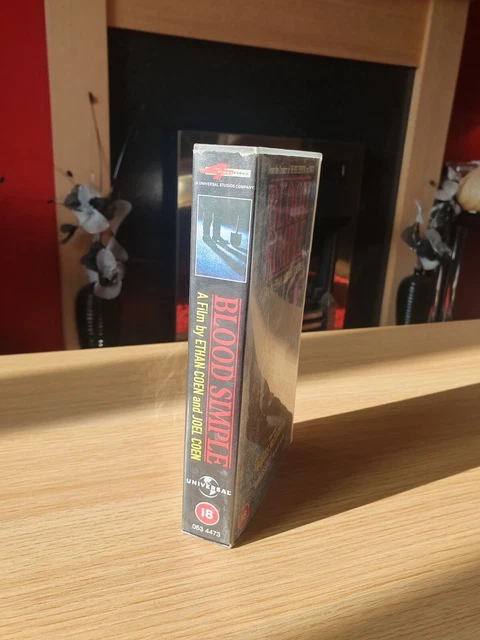 BLOOD SIMPLE VHS Tape Coen Brothers Collectable Vintage PAL £5.99 ...