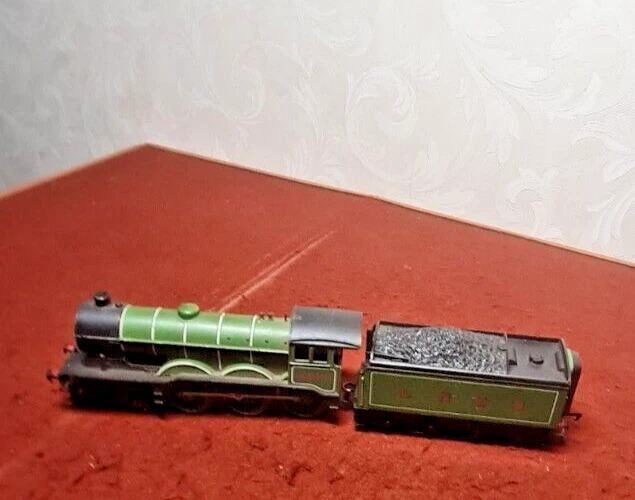 TRIANG HORNBY R866 Class B12 Green LNER Livery 8509 4-6-0 Loco £22.00 ...