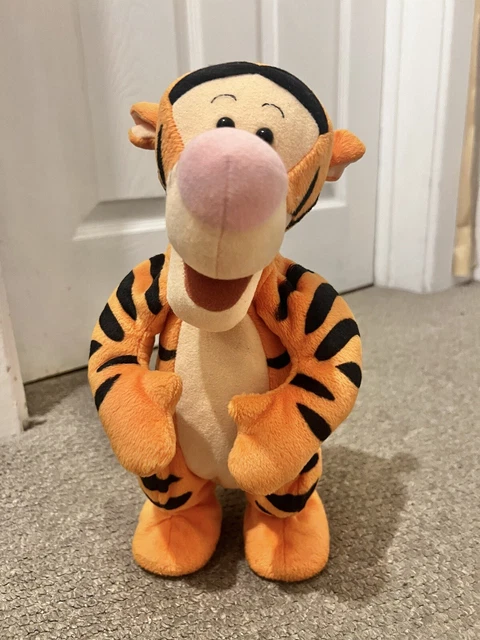 DISNEY WINNIE THE Pooh Bouncing Talking Jumping Tigger 12" Mattel £8.99 ...