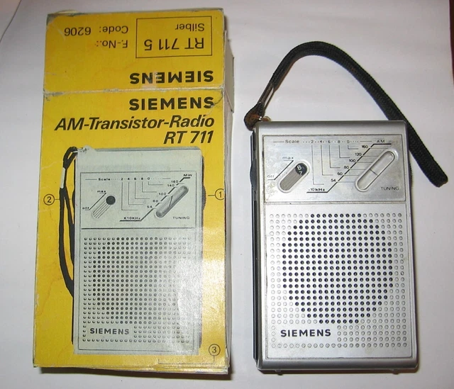 VINTAGE GERMANY SIEMENS RT 711 Radio AM Portable / WORK rare !!BOX £82. ...