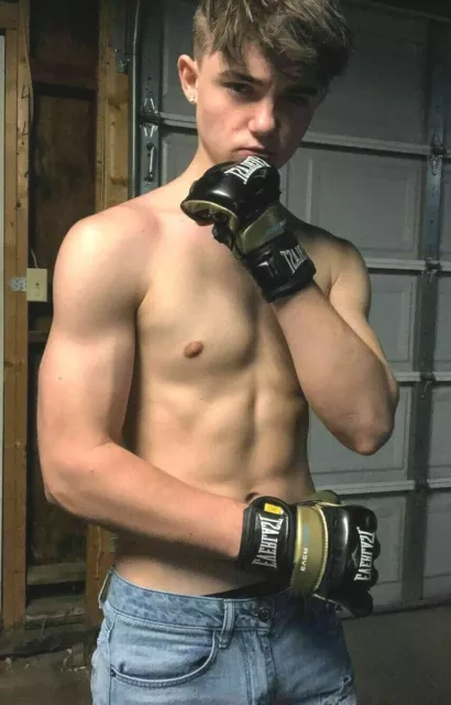 Shirtless Male Muscular Handsome Beefcake Hunk Jock Boxer Photo 4x6