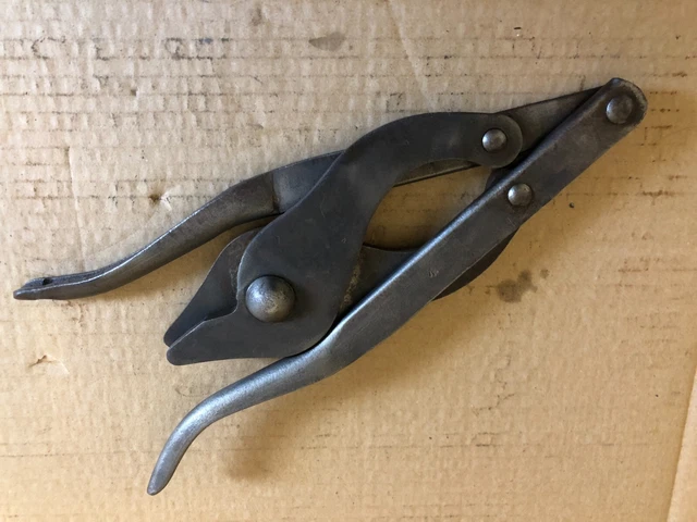 VINTAGE WWI MILITARY - FIELD ISSUE - BARBED WIRE CUTTERS 1944 broad ...