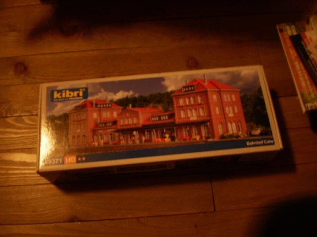 GRANDE GARE DE ville-HO-1/87-KIBRI 39371 Strictement neuve Boite non ...