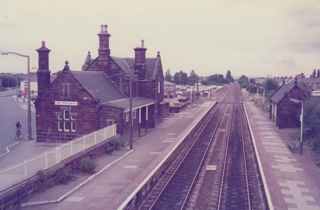 RAIL PHOTO LITTLE Sutton Station looking towards Helsby 16/7/84 £1.50 ...