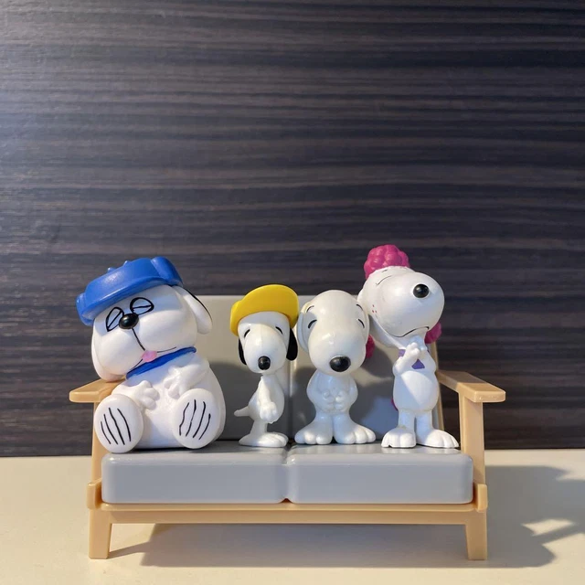 LOTTO ARTICOLI ANIME Snoopy Figure Gacha Gacha sedia a spalla Olaf Fifi ...