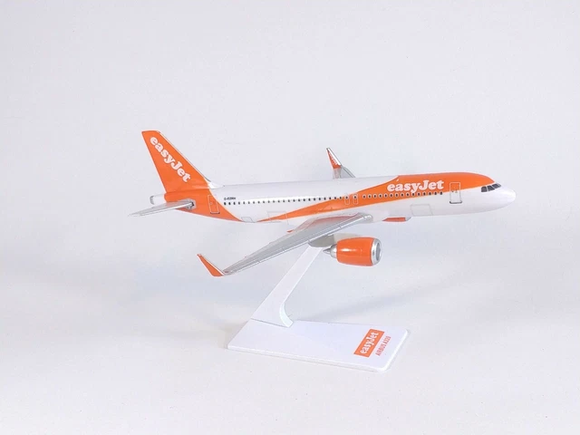 EASYJET AIRBUS A320 Plastic Aircraft Model 1:200 Scale Premier Planes ...