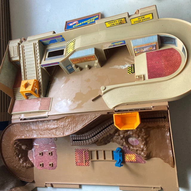 VINTAGE HOT WHEELS Construction Site Sto-And-Go Folding Play Set $31.81 ...