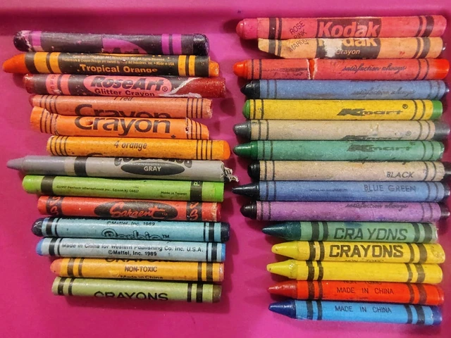 MIXED VINTAGE CRAYON Lot Kodak, Kmart, Barbie, Sargent, Color Club Etc ...