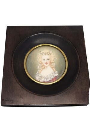 MINIATURE PORTRAIT OF the 19ème century "madame royale" signed s. gray ...
