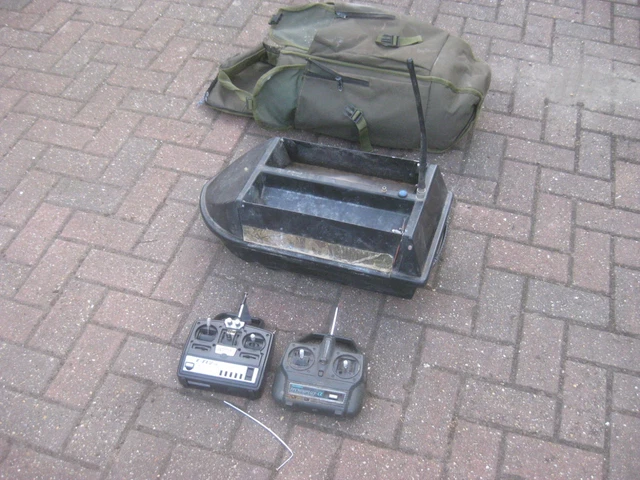 CARP FISHING BAIT Boat Angling Technics Bait Boat £89.08 - PicClick UK