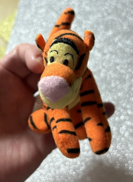 THE MANY ADVENTURES of Winnie the Pooh Disney McDonald’s Tigger Tiny ...