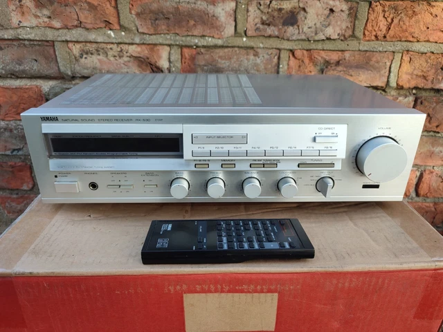 YAMAHA RX-530 STEREO AM/FM Receiver Amplifier Tuner Silver w. Remote ...