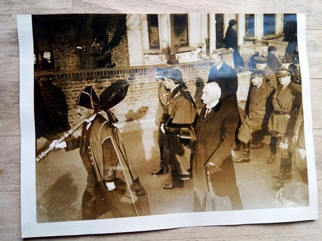 WW1 ERA PRESS photo - British Army Officers At Unknown Procession £1.99 ...