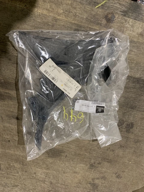 MERCEDES GLC X253 original Stoßstangenhalter Führungsteil rechts ...