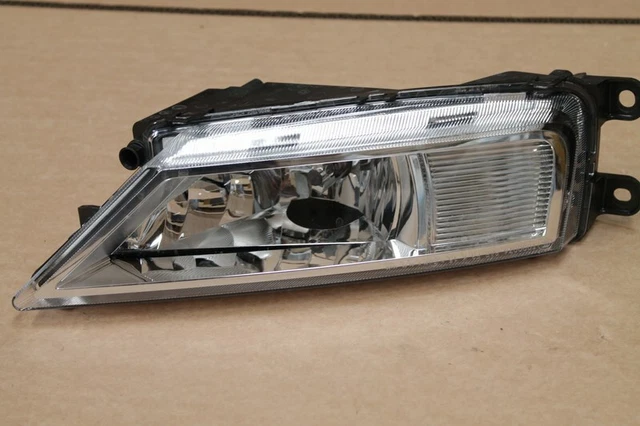 VW TIGUAN AD1 halogen right fog lights with cornering light 5NA941700A ...
