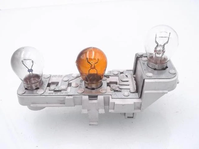 PLATINE FEU ARRIERE gauche MERCEDES CLASSE B 245 1698200377 EUR 15,00 ...