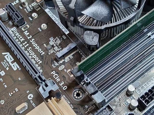 ASUS Z97-P ATX Motherboard with Intel i5 CPU, RAM, Cooler bundle *read ...