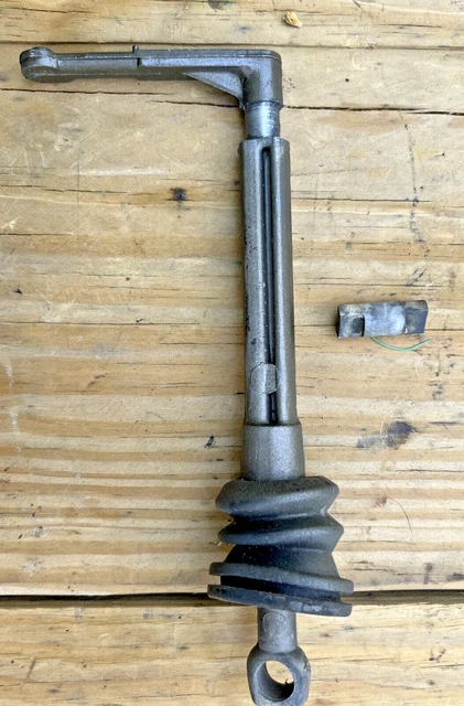 311286 304155 Johnson Evinrude 6hp Throttle Control Lever Shaft Gear ...