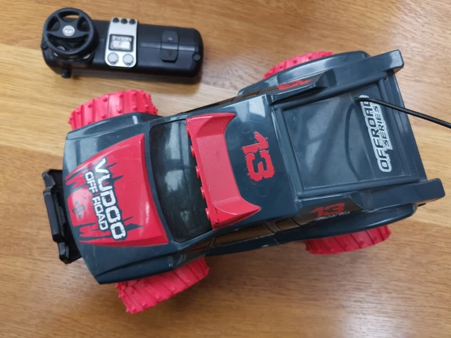 MAISTO RC 1:16 Vudoo Offroad Grey/Red - 82067 - Radio Controlled Off ...