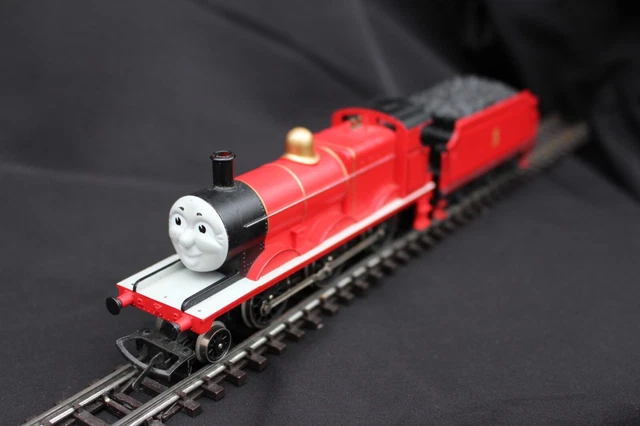JAMES THE RED Engine from Hornby ' Thomas the Tank Engine' £1.20 ...