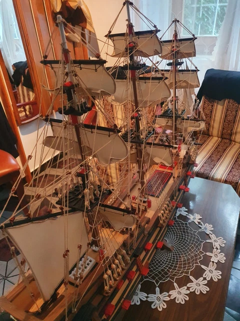 MODELL SCHIFF AUS holz selbst aufgebaut.125cm lang 25 breit 80 hoch EUR ...